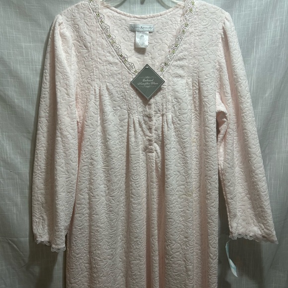 Earth Angels | Intimates & Sleepwear | Earth Angels Gown Nwt | Poshmark